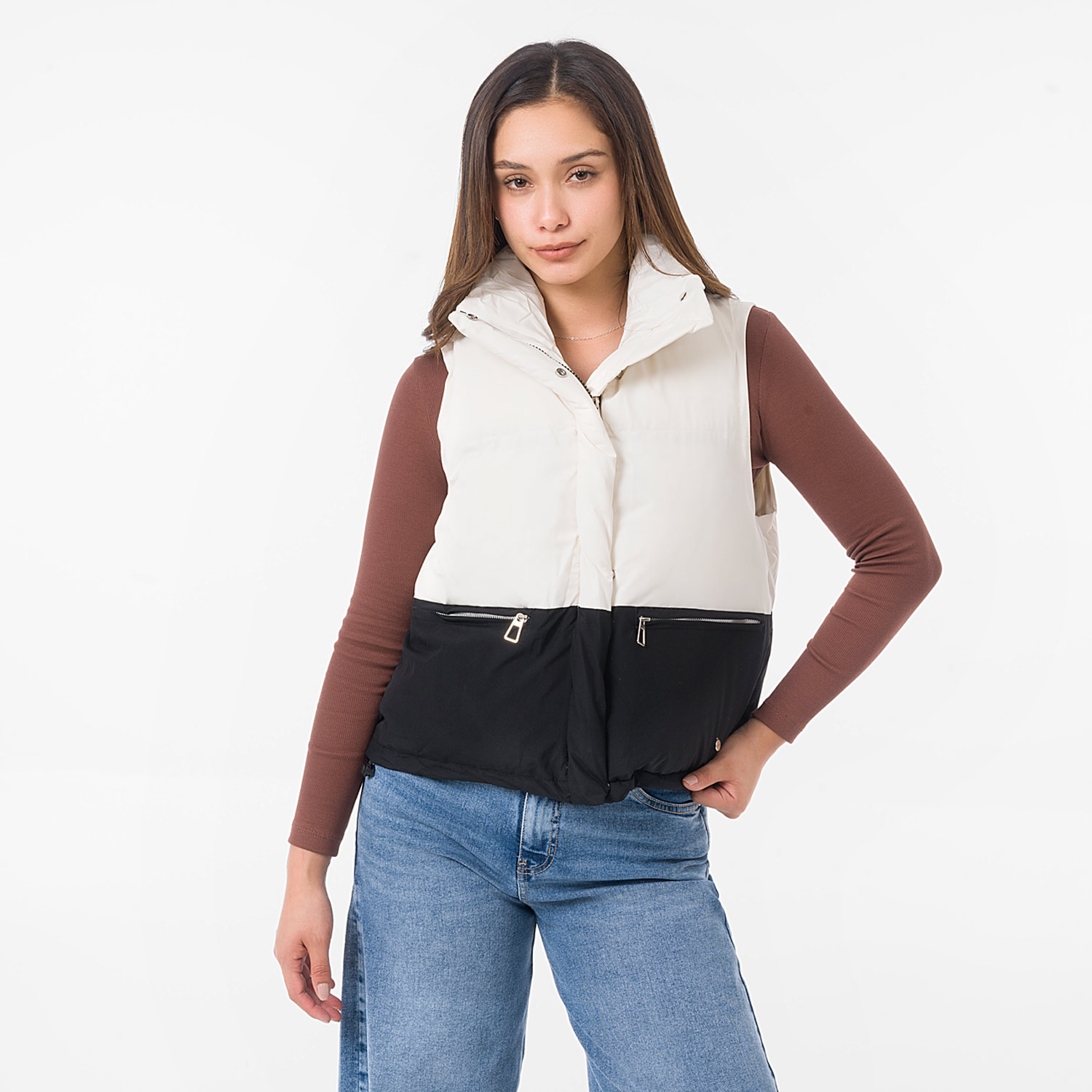 Chaleco Taslan Acolchado C/F Fronzi Off White/Black | Diverxia